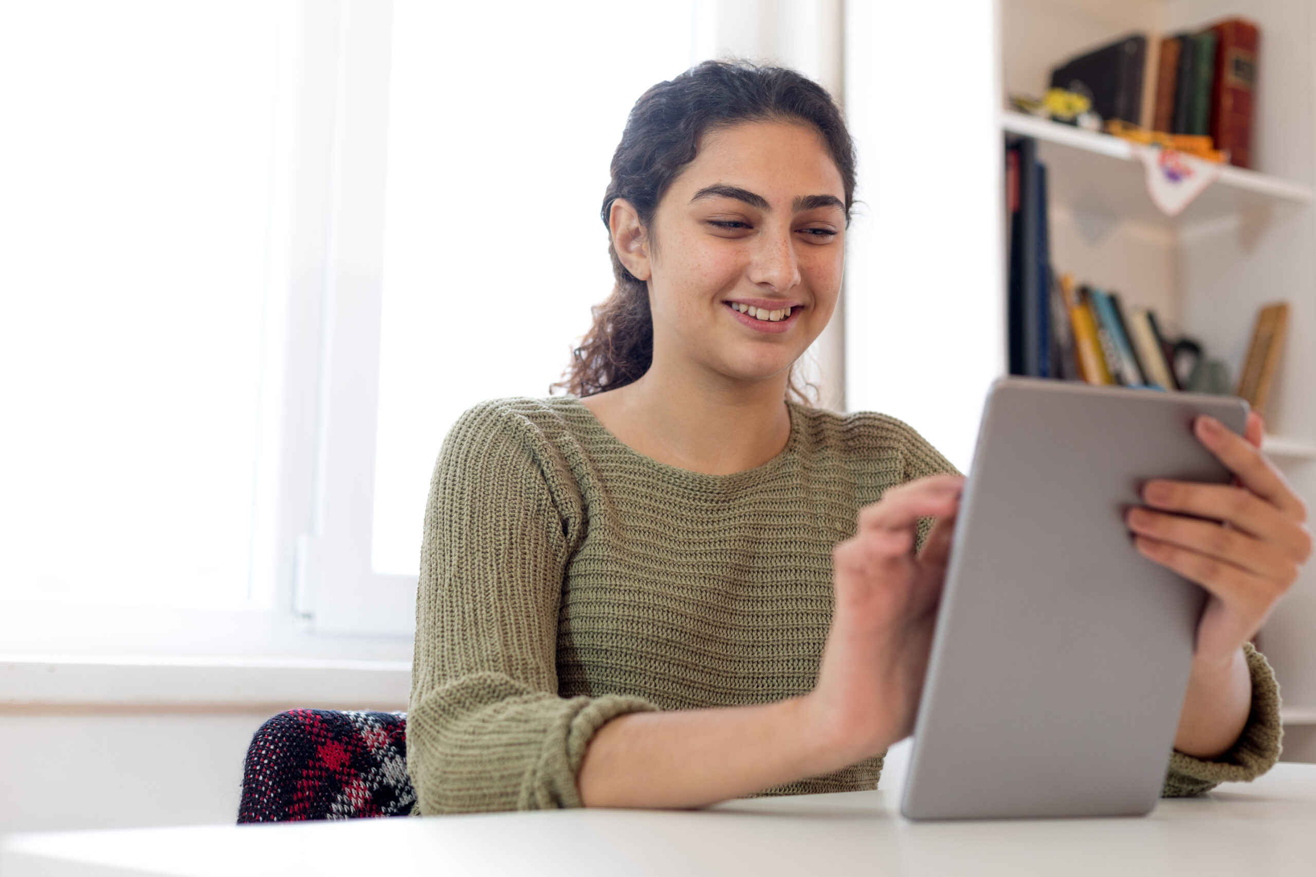 Resources for Parents and Guardians - MyDigitalWorld - Mena - English