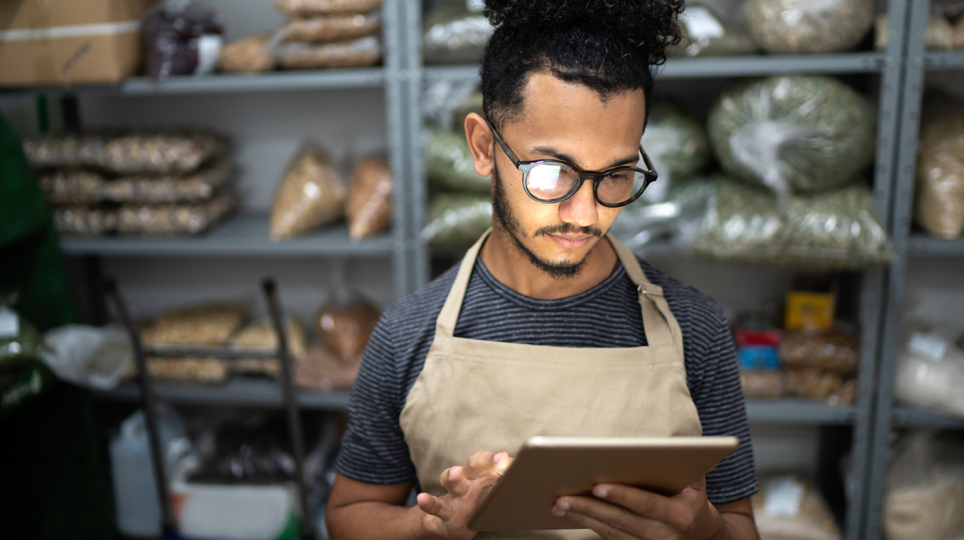 Reporting Cyber Crimes and Scams - MyDigitalWorld - SSA - English